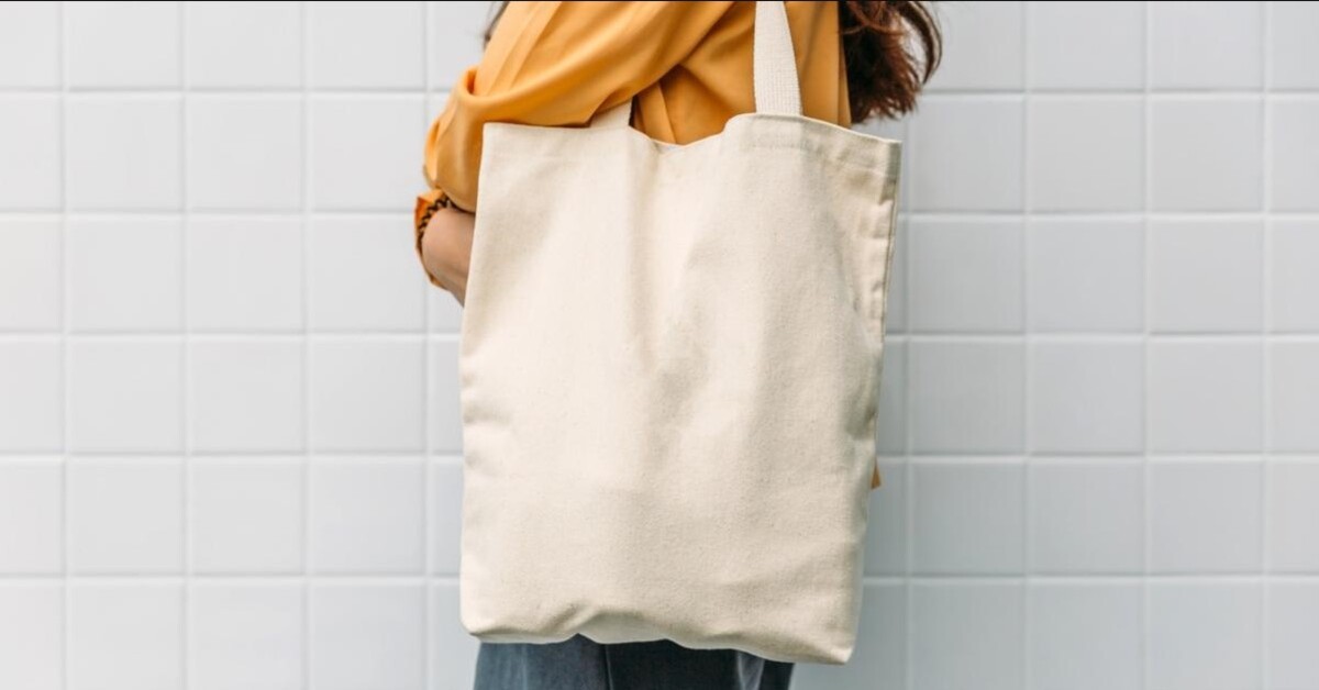 Mengenal Perbedaan Antara Bahan Tas Kanvas vs Polyester - Eureka Indonesia